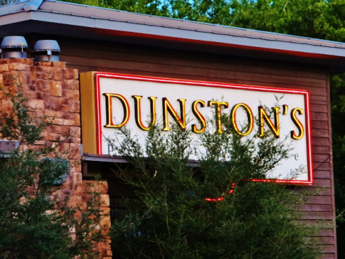 Dunston's Still Serving Up Tasty Beef on the Cheap - cravedfw