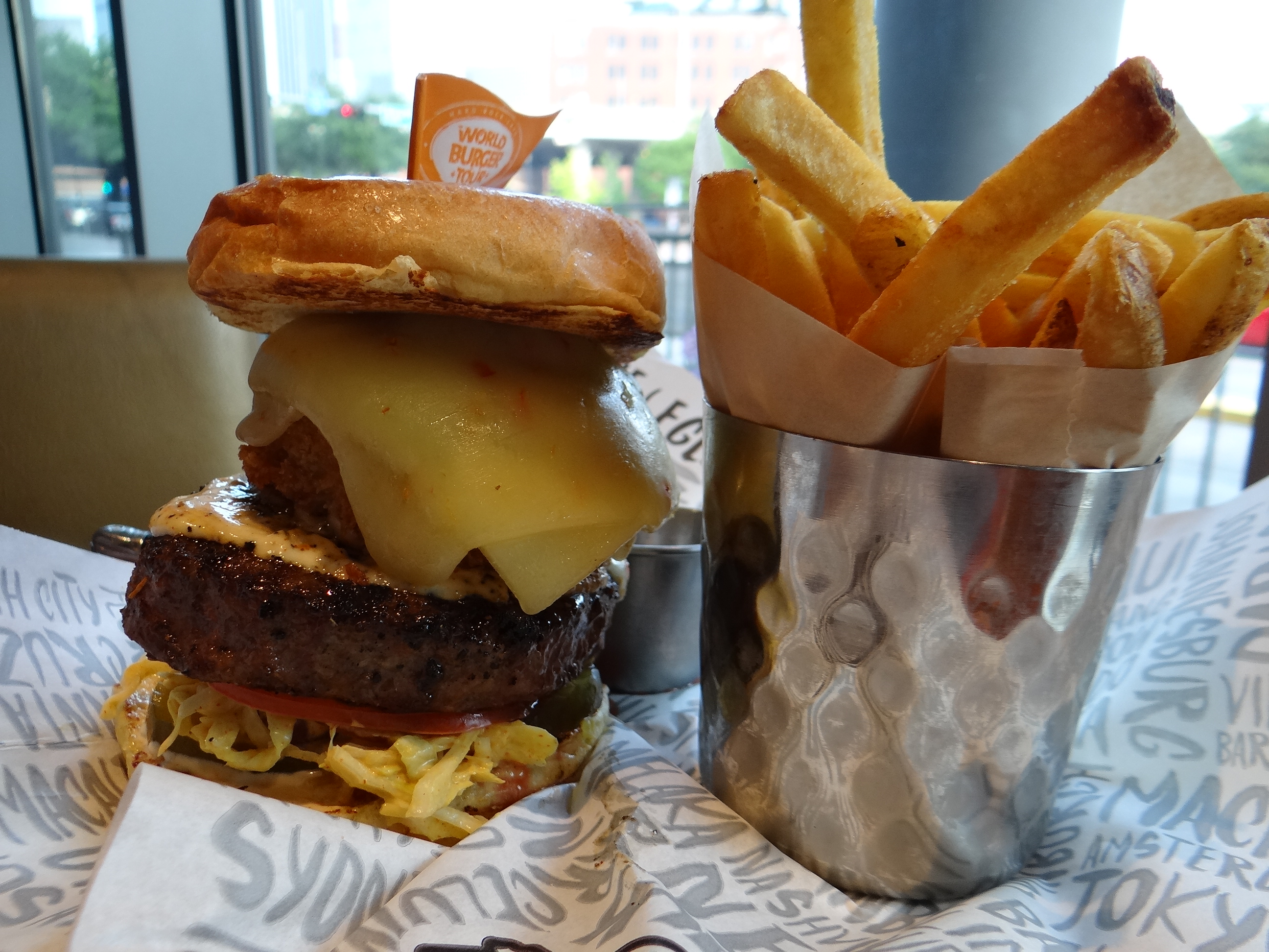 Hard Rock Hosts World Burger Tour 2017 - cravedfw