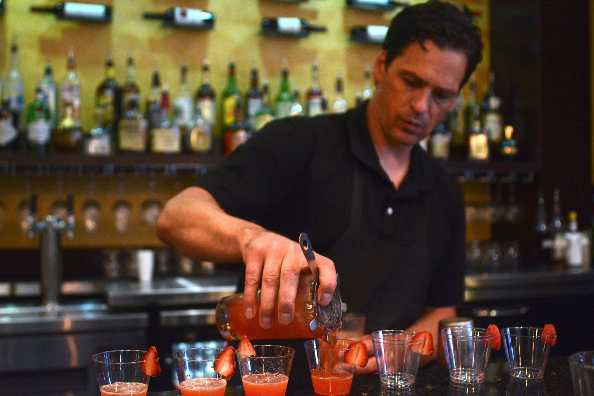 Jeng Chi Adds Full Service Bar - cravedfw