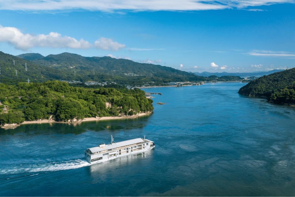 Guntû: A Floating Ryokan on the Seto Inland Sea - cravedfw