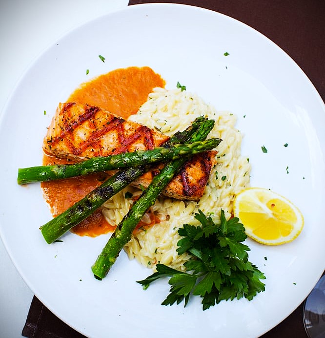 Ziziki's Still Shines Bright - cravedfw